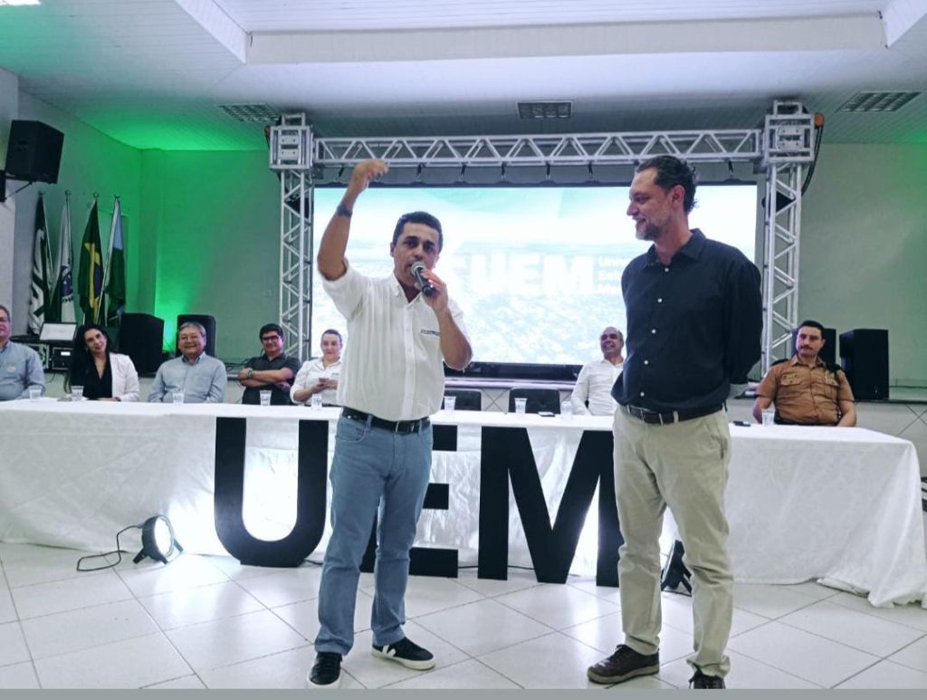 Betinho Lima e Reitor da UEM anunciam curso de Agronomia no Campus de ...